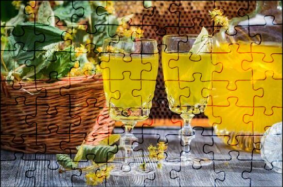 Homemade Honey and Lime Liquer Jigsaw Puzzle Online