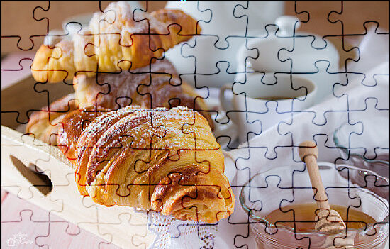 Croissant Jigsaw Puzzles Online | JSPuzzles.com