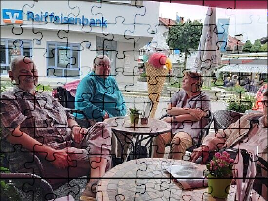 August 2021 Beim Eis Essen - Benutzerrätsel #853561 | Jspuzzles